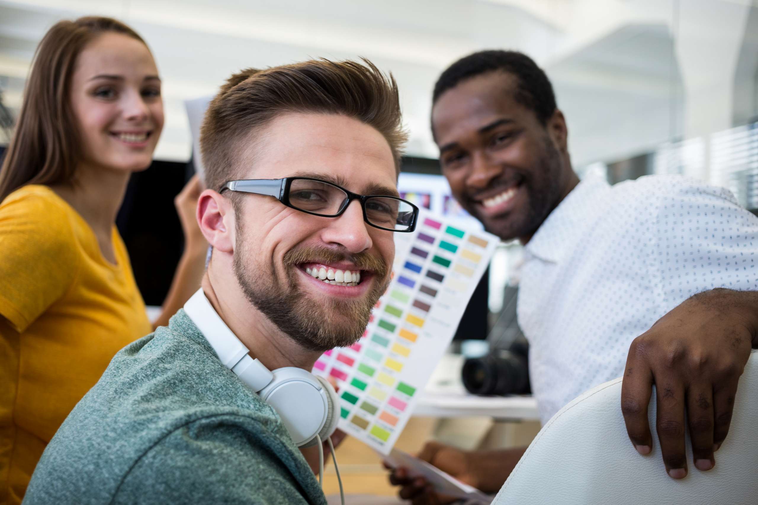 7 Steps to starting your own graphic design business - BizCover